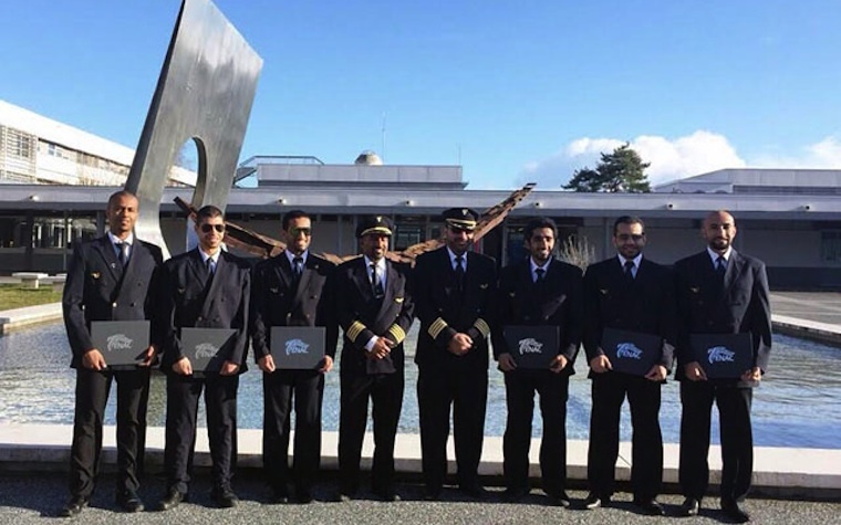 Oman Air is recruiting new trainee pilots - Gulf News Journal