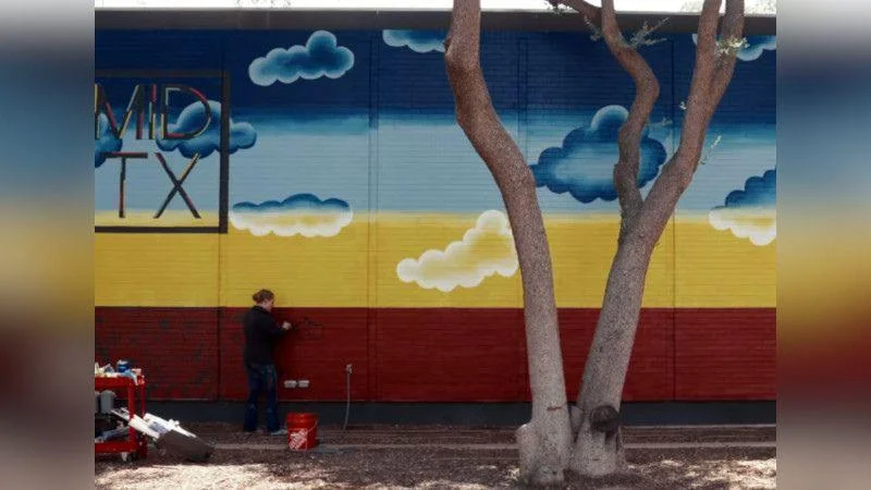 Midland promotes Chalk the Block with new City Hall mural - Midland Times